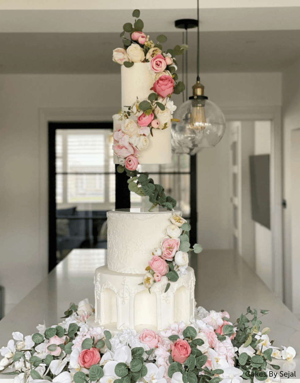 PropSecure® Z Bar Floating Tier Cake Separator | Prop Options