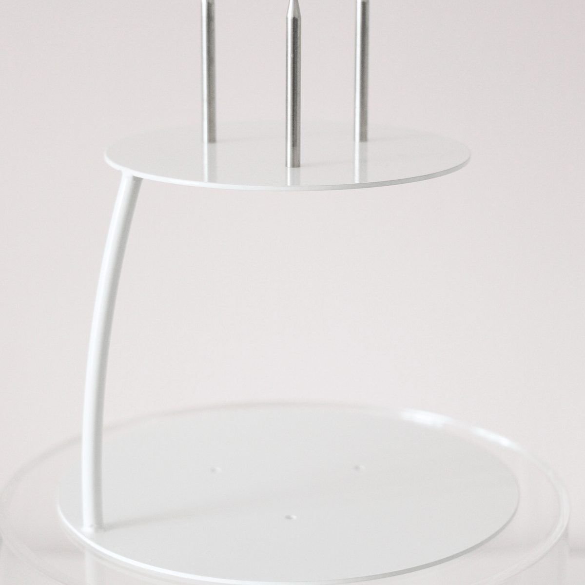 Round Side Bar Floating PropSecure® Cake Separator | Prop Options