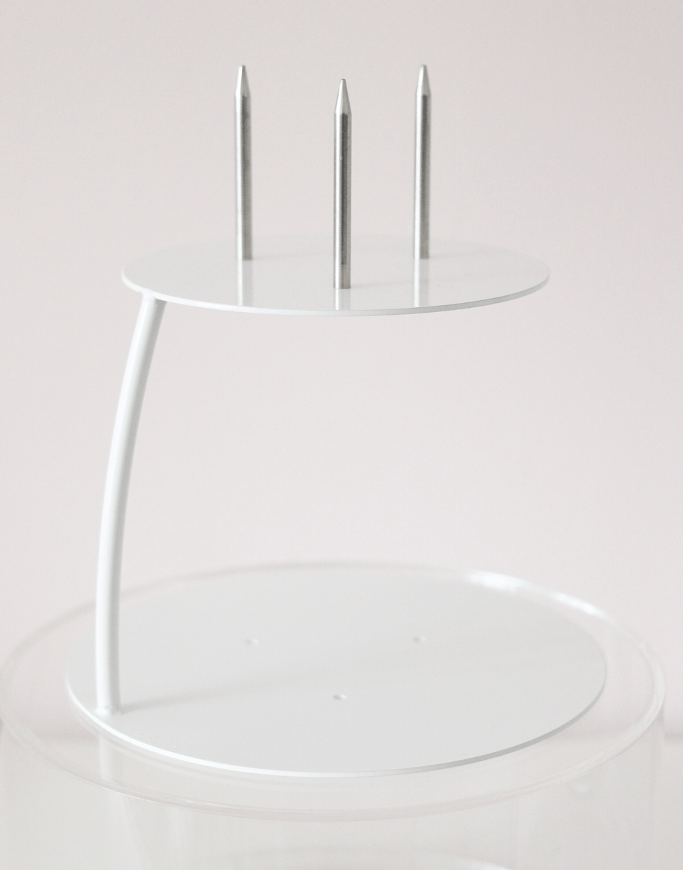 Round Side Bar Floating PropSecure® Cake Separator | Prop Options